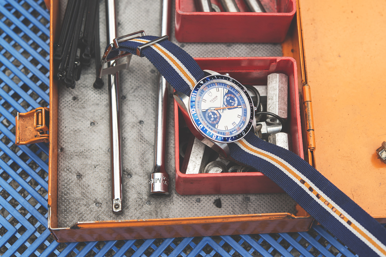Your Guide to Buying a Tool Watch - StockX News